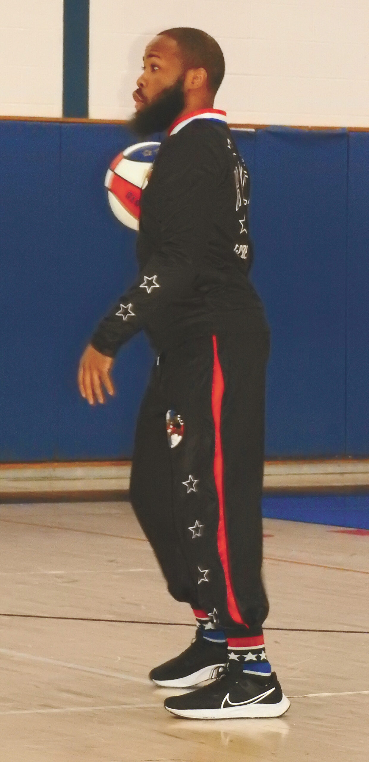 Villa of Hope Teacher recognized with Harlem Globetrotters “Great ...