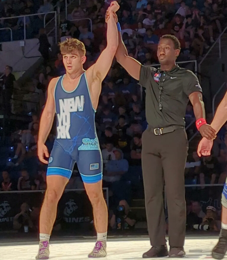 Hilton’s Elijah Diakomihalis wins National Championship – Westside News