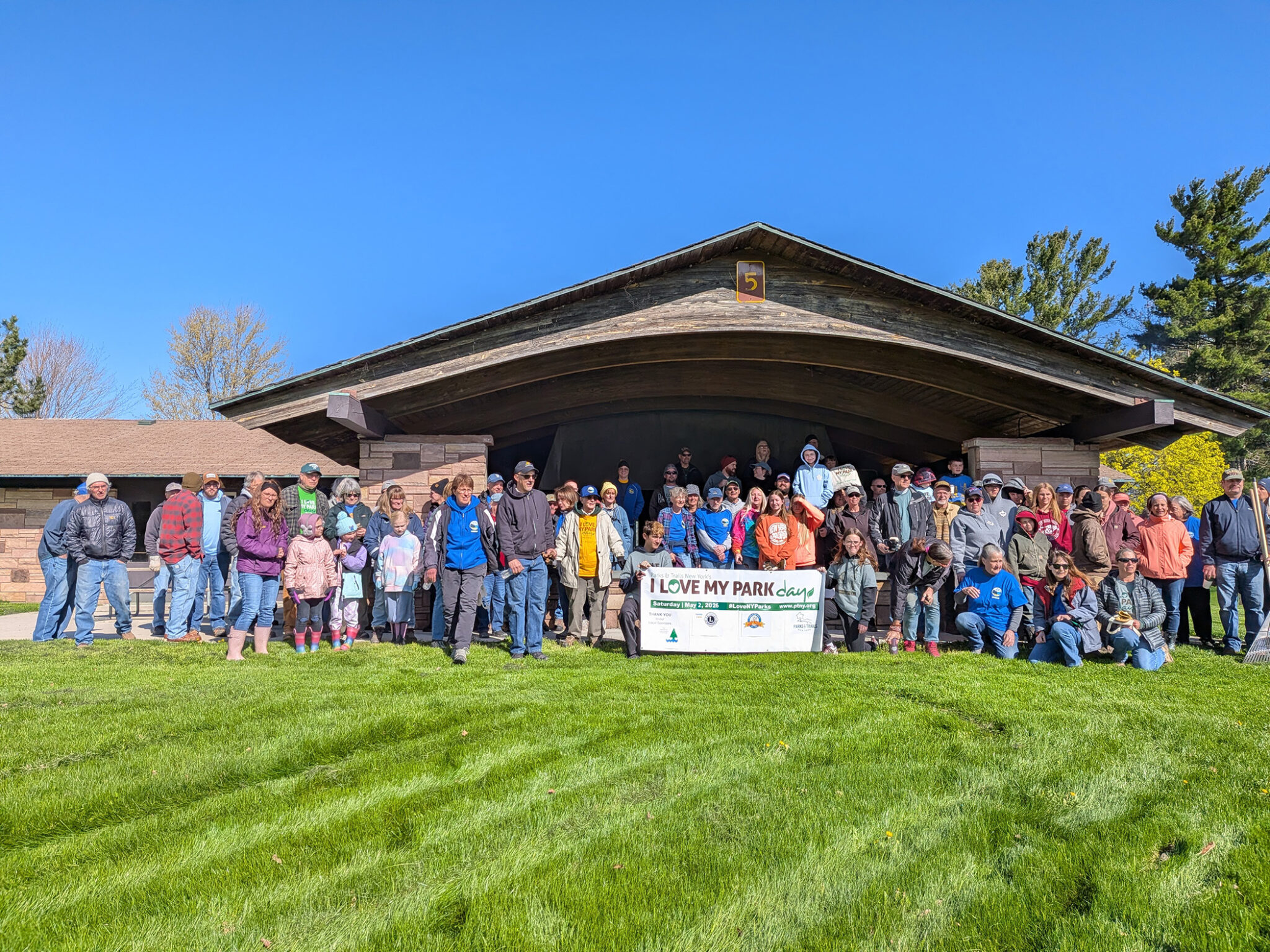 Volunteers Turn Out for I Love My Park Day in Hamlin – Westside News